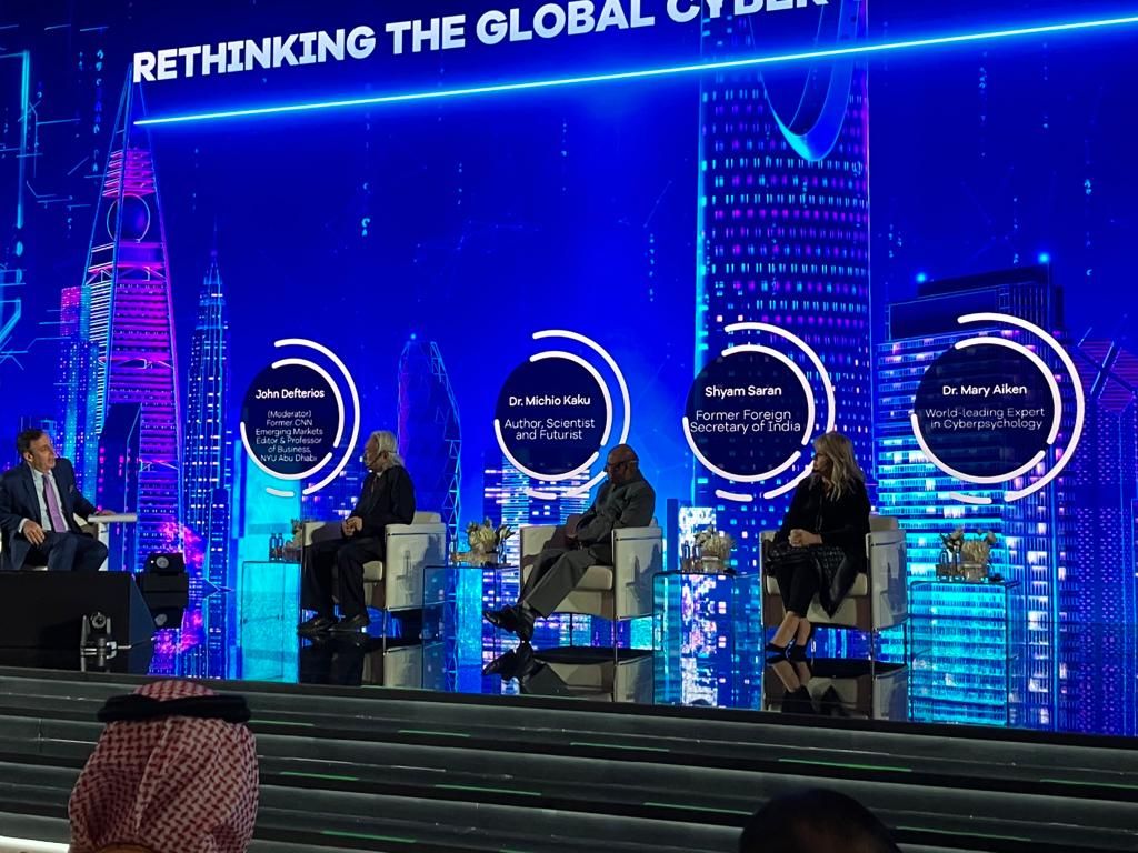 John Defterios LinkedIn‘de: #gcf2022 #cyberspace #saudiarabia #cyber # ... John Defterios LinkedIn‘de: #gcf2022 #cyberspace #saudiarabia #cyber # ...