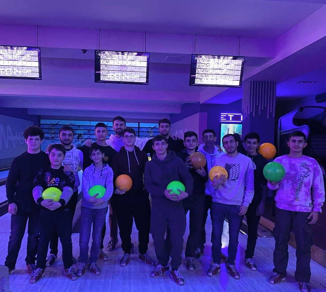 Geetak Robotics on LinkedIn: Team building 😊🎳 Geetak Robotics on LinkedIn: Team building 😊🎳