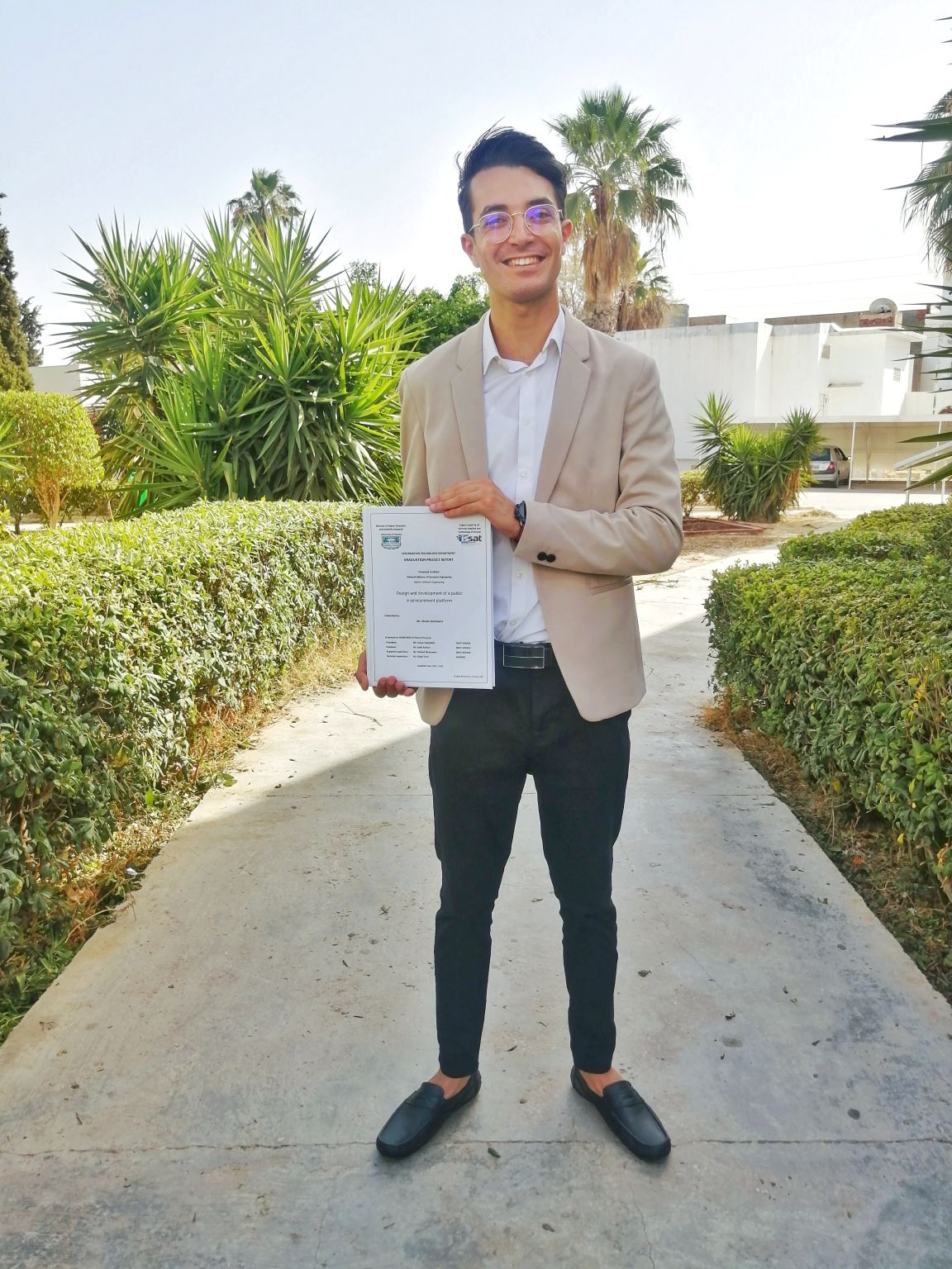 Akrem Hammami على LinkedIn: #softwareengineer #opportunity #development ... Akrem Hammami على LinkedIn: #softwareengineer #opportunity #development ...