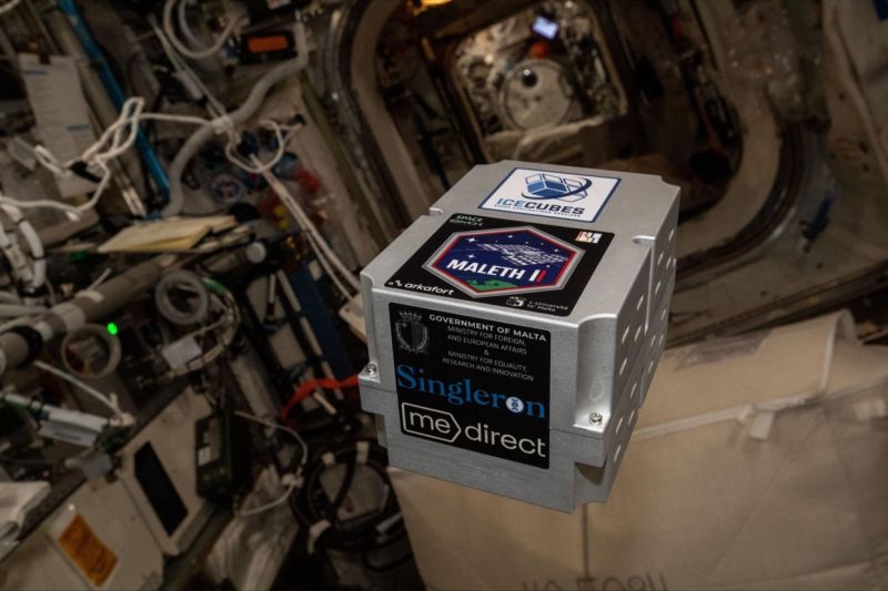Rong Fan on LinkedIn: How exciting is it 🤩. Single Cell Omics microchip ... Rong Fan on LinkedIn: How exciting is it 🤩. Single Cell Omics microchip ...