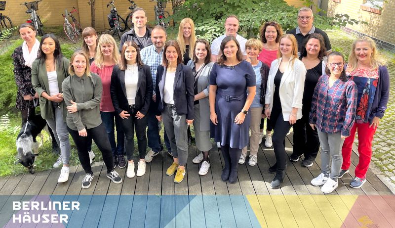 Wir sind ein tolles Team. Danke an alle Kollegen! | Birgit Krohn Wir sind ein tolles Team. Danke an alle Kollegen! | Birgit Krohn