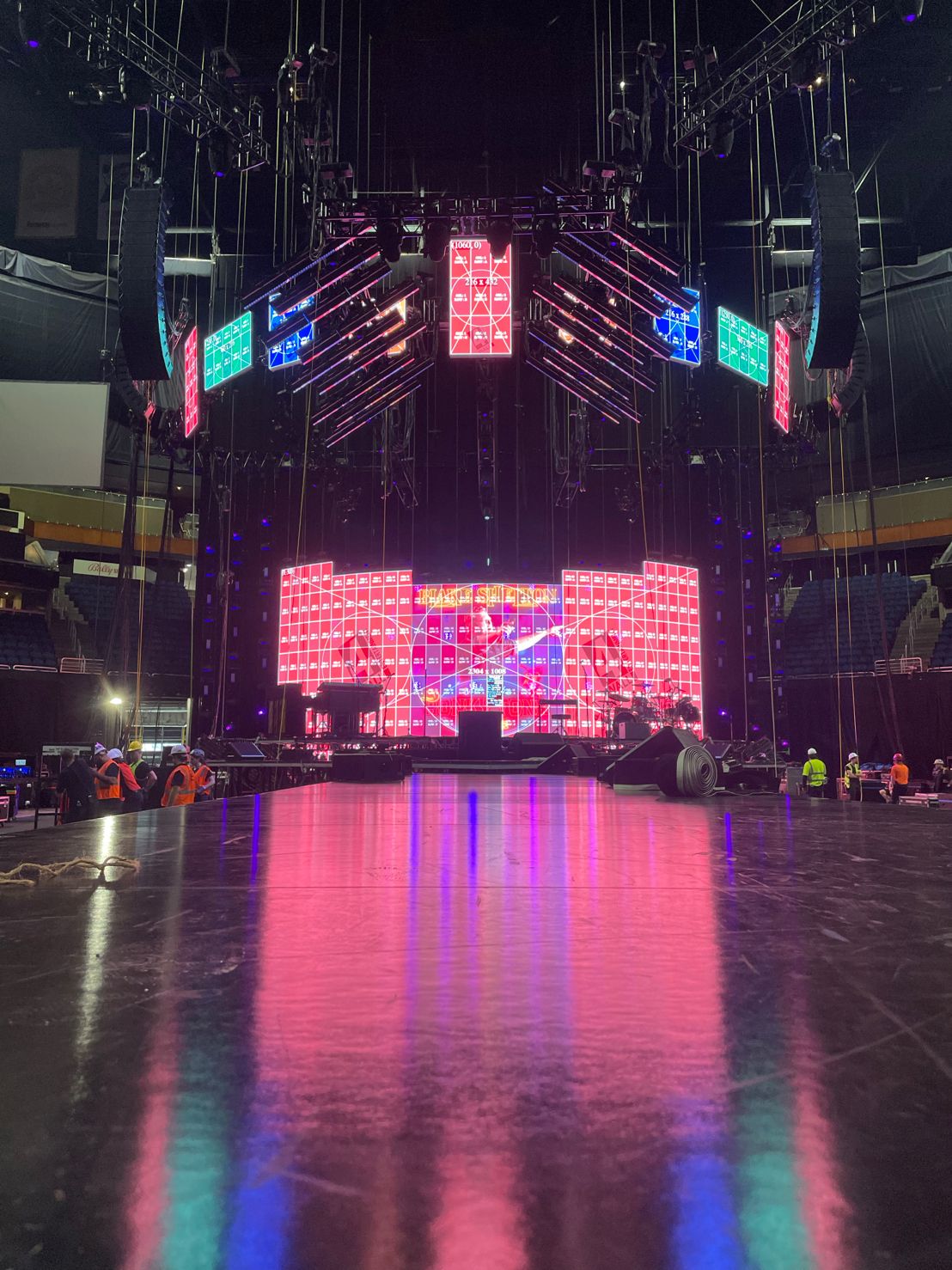James Diaz on LinkedIn: #stage #carpenter #concert James Diaz on LinkedIn: #stage #carpenter #concert