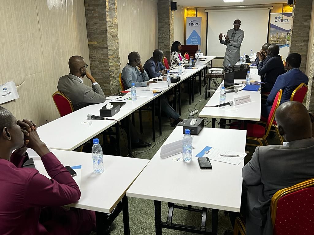 Secrétariat Technique du Comité National de Suivi du Contenu Local (ST ... Secrétariat Technique du Comité National de Suivi du Contenu Local (ST ...