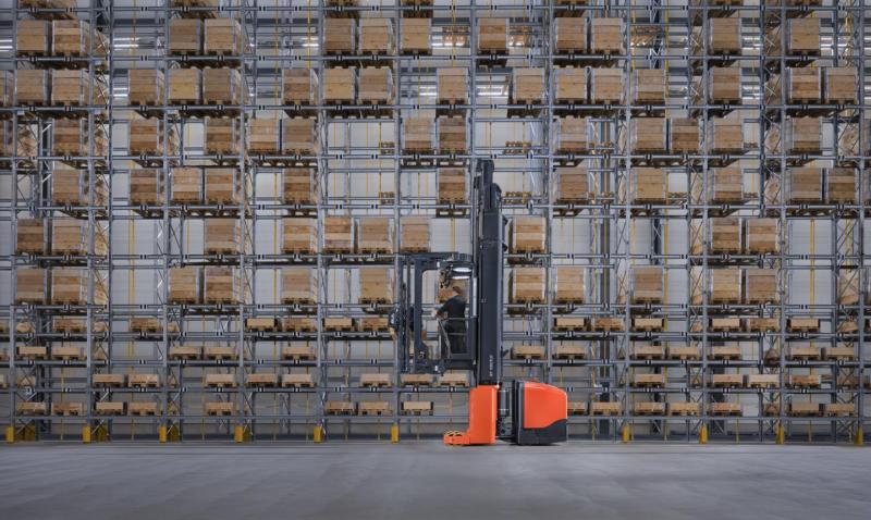Optimise your storage space with VNA trucks from Toyota. Available in ... Optimise your storage space with VNA trucks from Toyota. Available in ...
