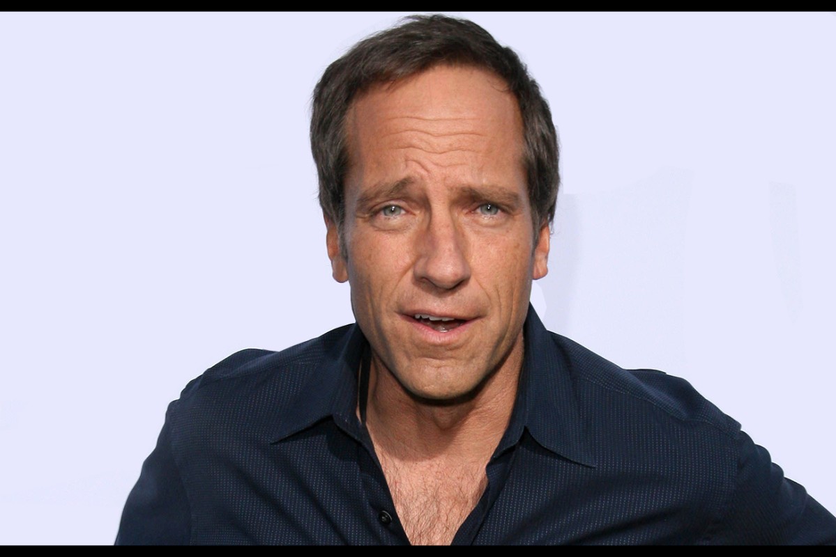 Daphne Dickens on LinkedIn: Mike Rowe: Don't Pursue Your Passion. Chase ... Daphne Dickens on LinkedIn: Mike Rowe: Don't Pursue Your Passion. Chase ...