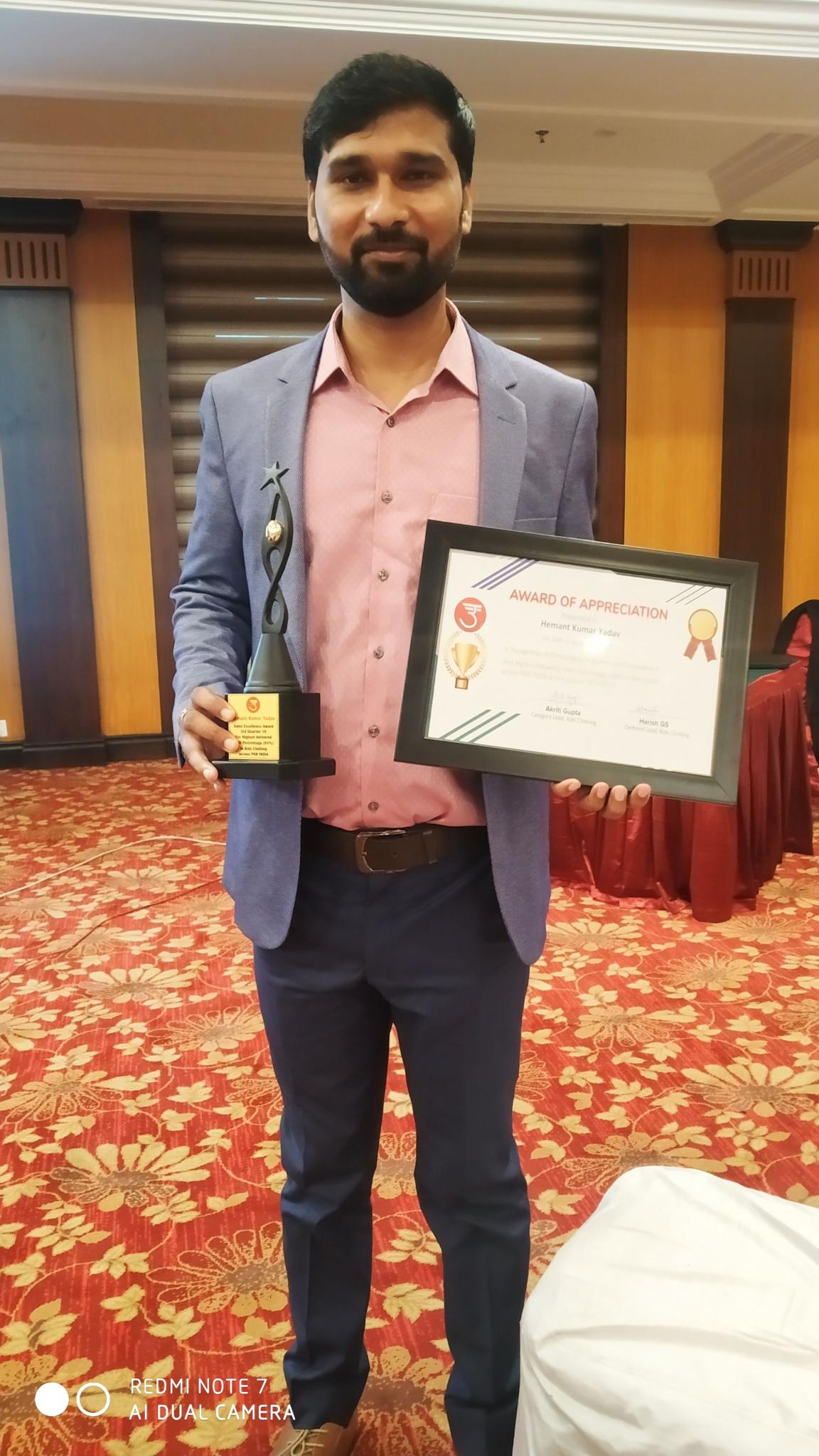 Hemant Yadav on LinkedIn: #udaan | 23 comments Hemant Yadav on LinkedIn: #udaan | 23 comments