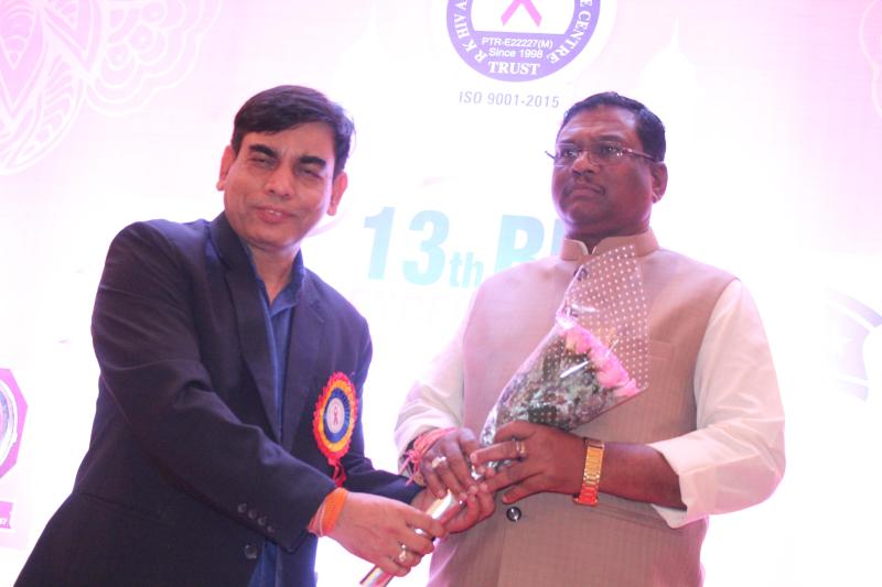 Dr. Dharmendra Kumar Guinness Book worlds Record Holder , ASIA Book ... Dr. Dharmendra Kumar Guinness Book worlds Record Holder , ASIA Book ...