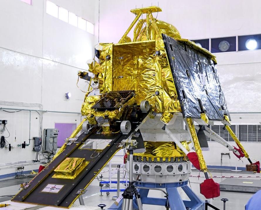 Chandan Sharma on LinkedIn: #chandrayaan2 #moonwalk #moonlanding # ... Chandan Sharma on LinkedIn: #chandrayaan2 #moonwalk #moonlanding # ...