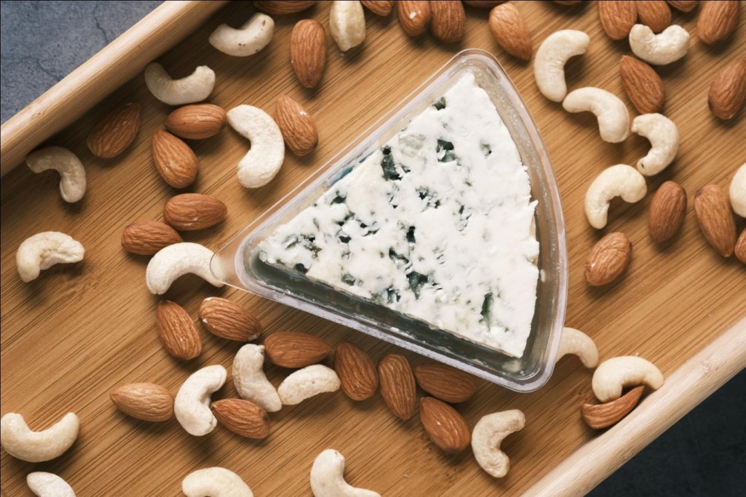 How To Add Healthy Fats to Your Diet | Maverik Oils How To Add Healthy Fats to Your Diet | Maverik Oils