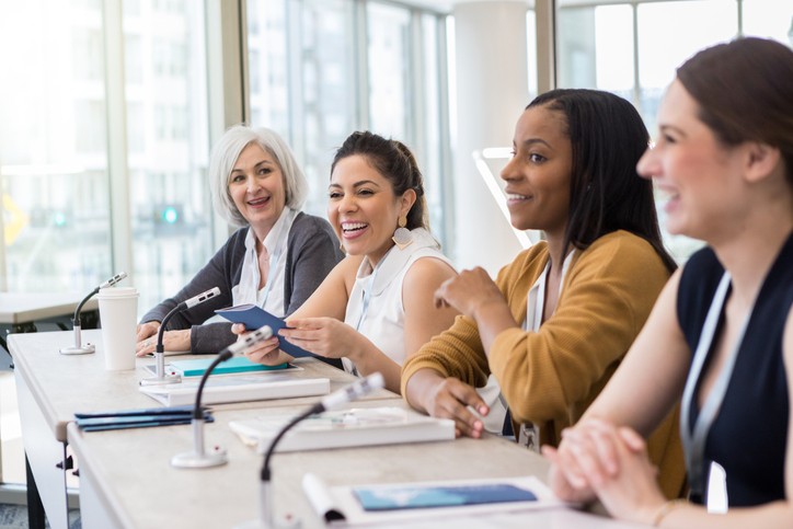 9 Best Practices for Online Panel Moderators 9 Best Practices for Online Panel Moderators
