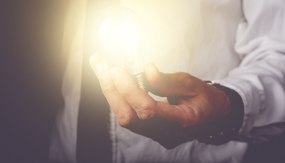 Why Should CEOs Use Social Media? Why Should CEOs Use Social Media?