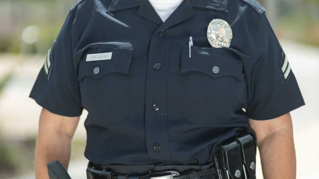 Police impersonators threaten to take your children | Greg Collier Police impersonators threaten to take your children | Greg Collier