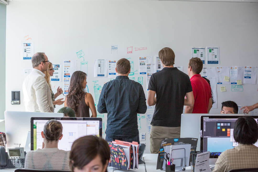 User Interface Designs – Maximizing User Experience User Interface Designs – Maximizing User Experience