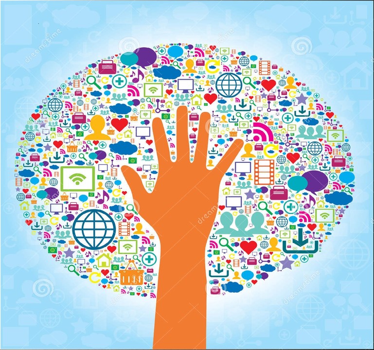 Why should you centralize your social media strategy? Why should you centralize your social media strategy?