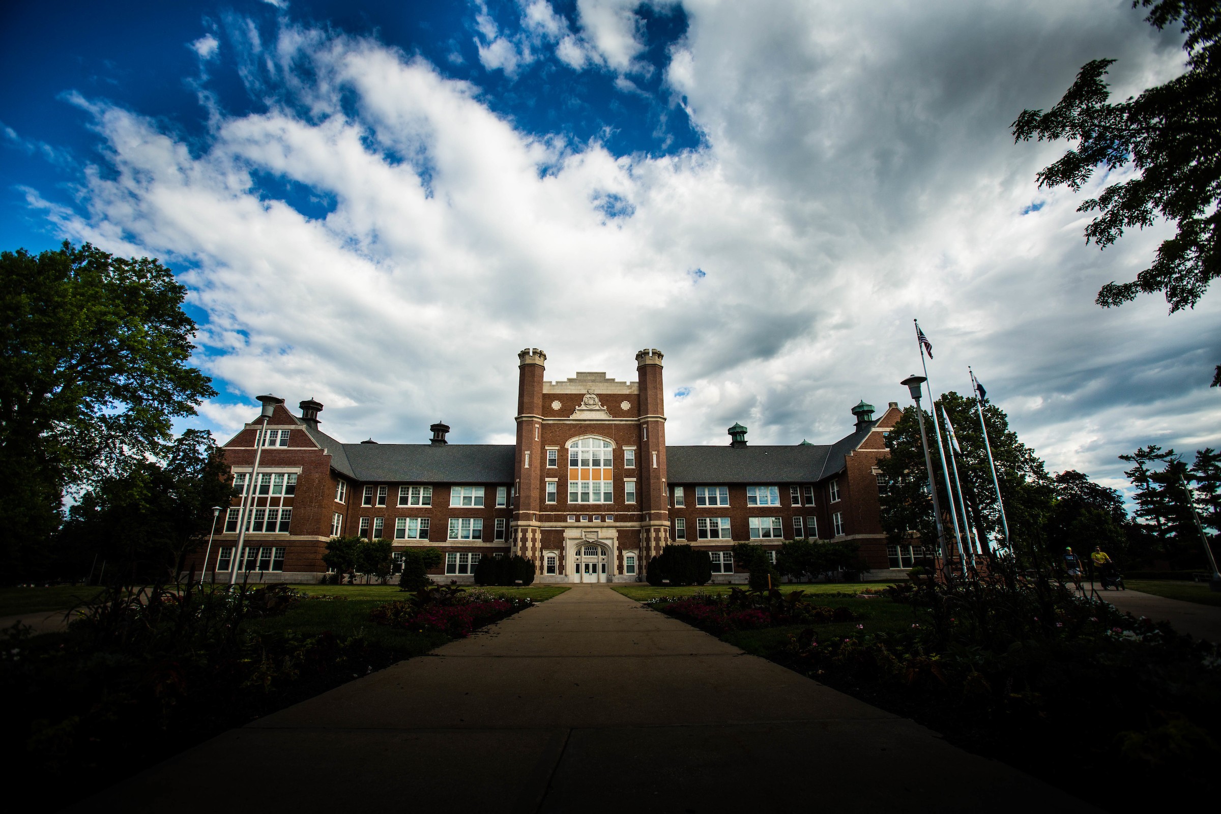 Northwest Missouri State University: Alumni and Graduates | LinkedIn Northwest Missouri State University: Alumni and Graduates | LinkedIn
