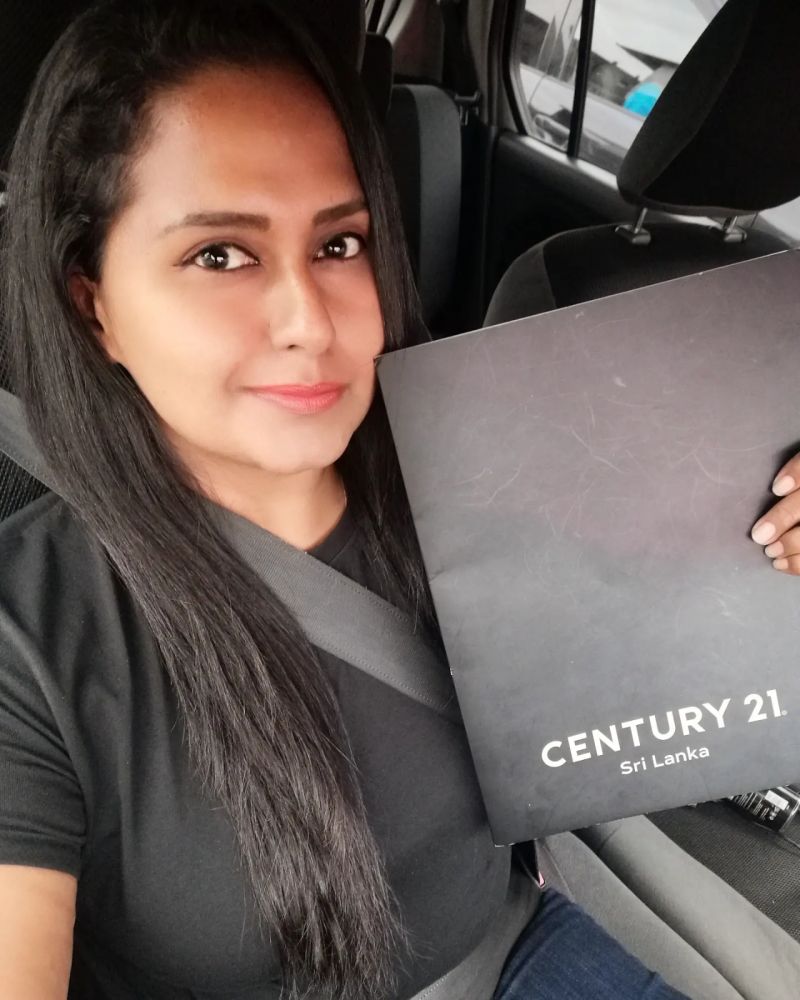 Poornima Siriwardana on LinkedIn: #sellingcolombo #selllike73a Poornima Siriwardana on LinkedIn: #sellingcolombo #selllike73a