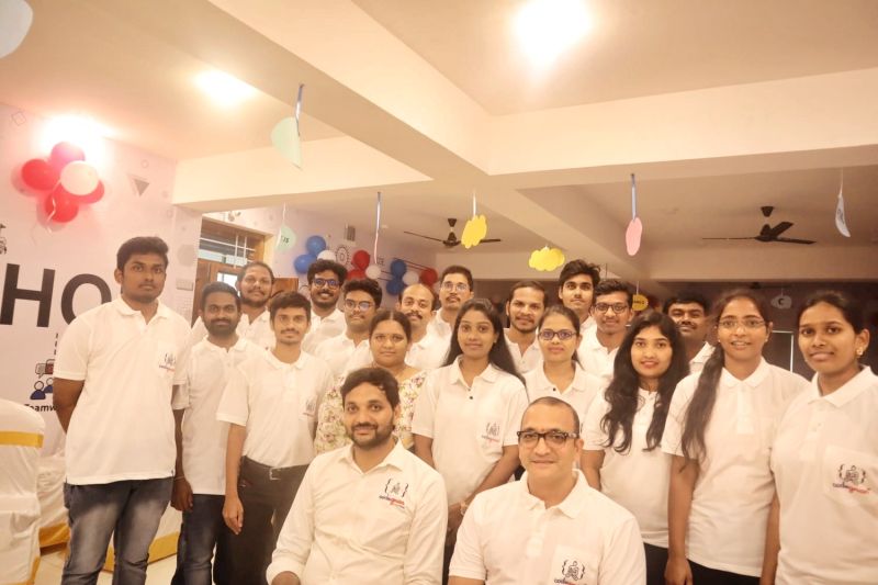 Swapna Nandam auf LinkedIn: #codegnan #work #happyemployees # ... Swapna Nandam auf LinkedIn: #codegnan #work #happyemployees # ...