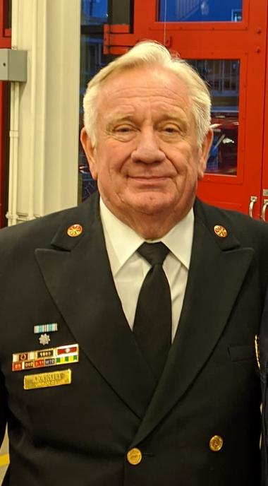 Chief Gary English on LinkedIn: Chief AD Vickery has retired after 53 ... Chief Gary English on LinkedIn: Chief AD Vickery has retired after 53 ...