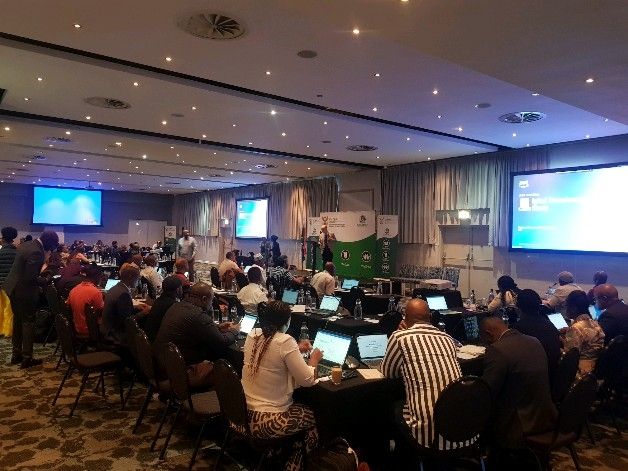 Government transformation global best practices shared by Liam Maxwell ... Government transformation global best practices shared by Liam Maxwell ...