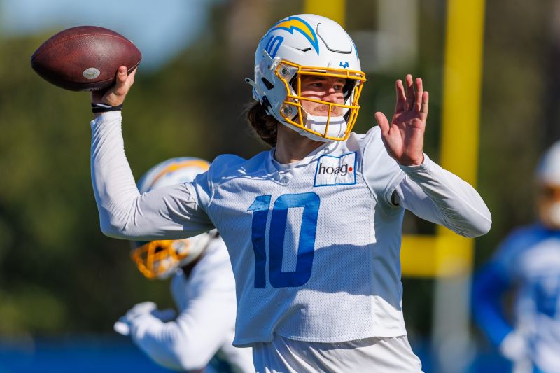 Los Angeles Chargers on LinkedIn: TCL Names Quarterback Justin Herbert ... Los Angeles Chargers on LinkedIn: TCL Names Quarterback Justin Herbert ...