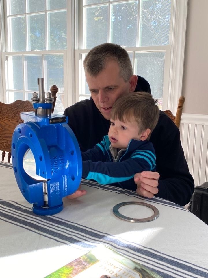 Nate Dolan on LinkedIn: Training the next generation =) Zwick Valves NA ... Nate Dolan on LinkedIn: Training the next generation =) Zwick Valves NA ...