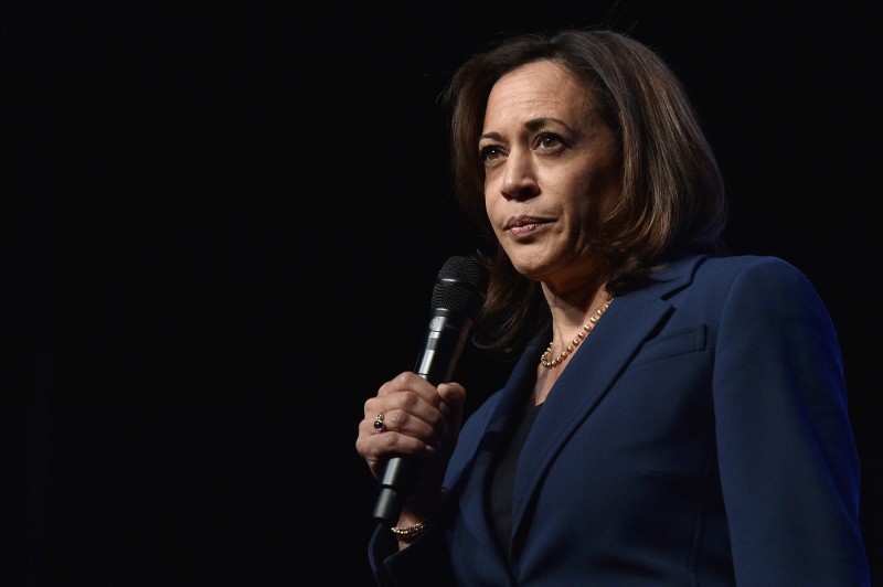 Kamala Harris suspends campaign, says: 'I'm not a billionaire. I can't ... Kamala Harris suspends campaign, says: 'I'm not a billionaire. I can't ...