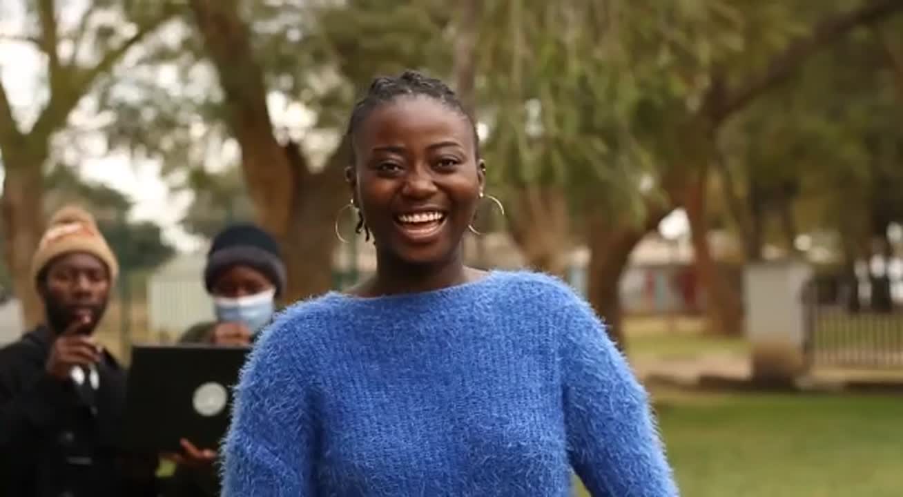 Euphemia Chikungulu on LinkedIn: when the Java code runs🤣🤣 without ... Euphemia Chikungulu on LinkedIn: when the Java code runs🤣🤣 without ...