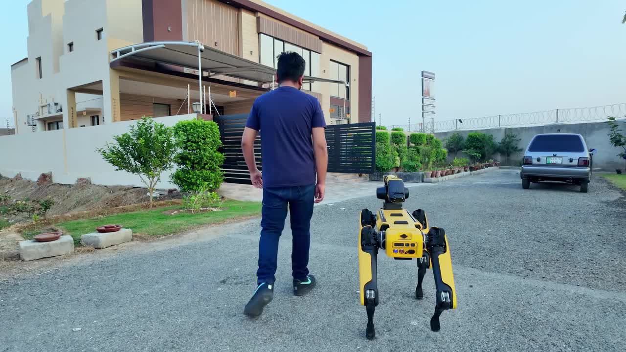 #hyundaipakistan #bostondynamics #spotrobot #futureofrobotics #ai ... #hyundaipakistan #bostondynamics #spotrobot #futureofrobotics #ai ...