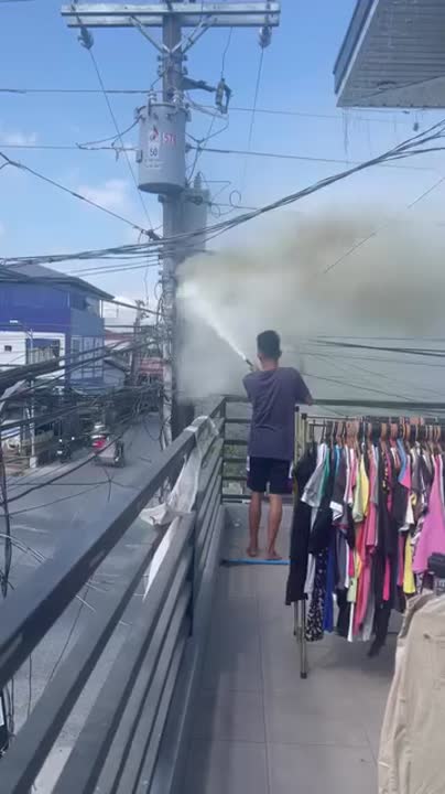Iman Ibrahim, S.K.M on LinkedIn: Should use CO2 fire extinguisher Iman Ibrahim, S.K.M on LinkedIn: Should use CO2 fire extinguisher