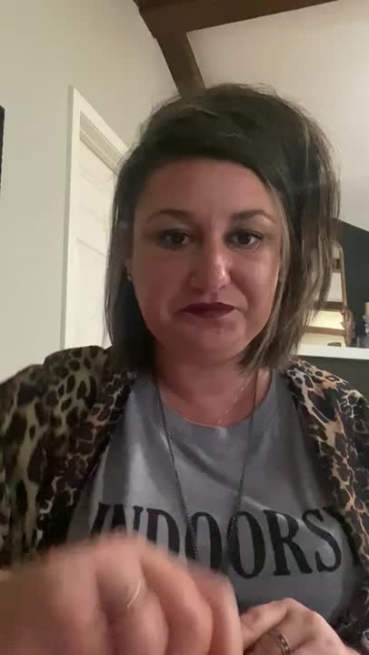 Sarah Griffiths on LinkedIn: Hey everyone! I’ve got a question that I’m ... Sarah Griffiths on LinkedIn: Hey everyone! I’ve got a question that I’m ...