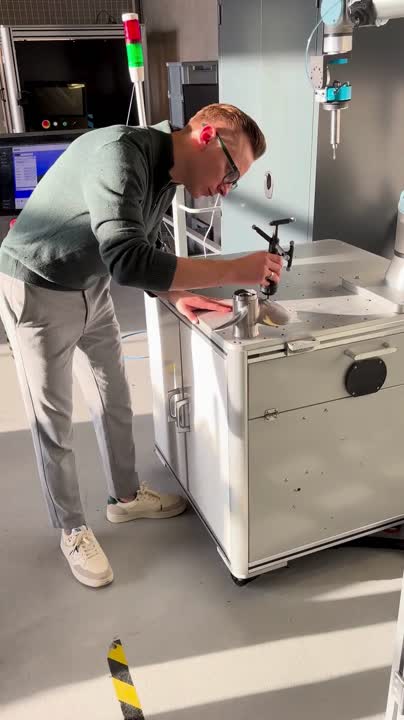 Lukas M. Ziegler on LinkedIn: Teaching by showing! π¨πΌβπ« Nordbo Robotics ... Lukas M. Ziegler on LinkedIn: Teaching by showing! π¨πΌβπ« Nordbo Robotics ...