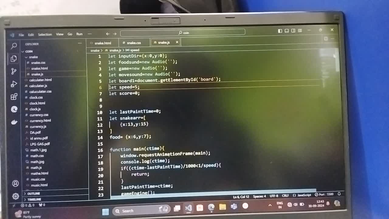 Ekta Pawar on LinkedIn: My snake game by using CSS ,HTML and Javascript Ekta Pawar on LinkedIn: My snake game by using CSS ,HTML and Javascript