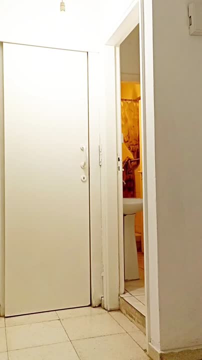 Lawalson Beshiru on LinkedIn: My flat mate doing something strange in ... Lawalson Beshiru on LinkedIn: My flat mate doing something strange in ...