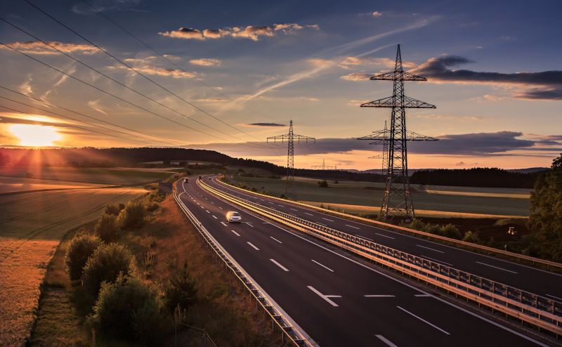 Vehicle-to-Grid: Elektroauto als Stromspeicher nutzen | Thomas Moskal Vehicle-to-Grid: Elektroauto als Stromspeicher nutzen | Thomas Moskal
