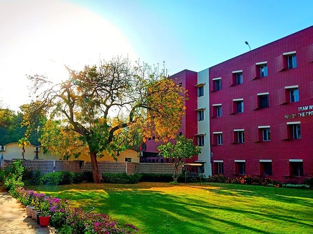Business Standard on LinkedIn: IIT Delhi drops one set of mid-semester ... Business Standard on LinkedIn: IIT Delhi drops one set of mid-semester ...