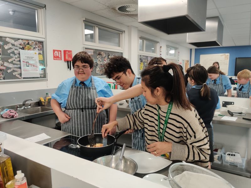 Chiswick School on LinkedIn: Making Crêpes / Pfannkuchen in Languages ... Chiswick School on LinkedIn: Making Crêpes / Pfannkuchen in Languages ...