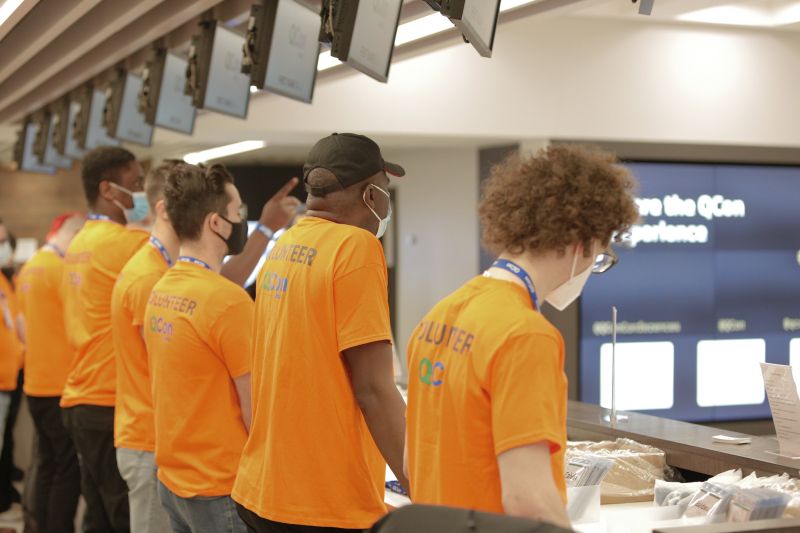 Volunteer at QConLondon, a software development conference | QCon ... Volunteer at QConLondon, a software development conference | QCon ...