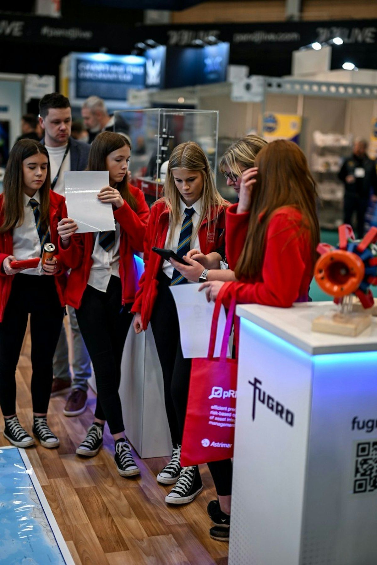 #subseaexpo #teamfugro #remoteoperations #unlockinginsights | Giancarlo ... #subseaexpo #teamfugro #remoteoperations #unlockinginsights | Giancarlo ...