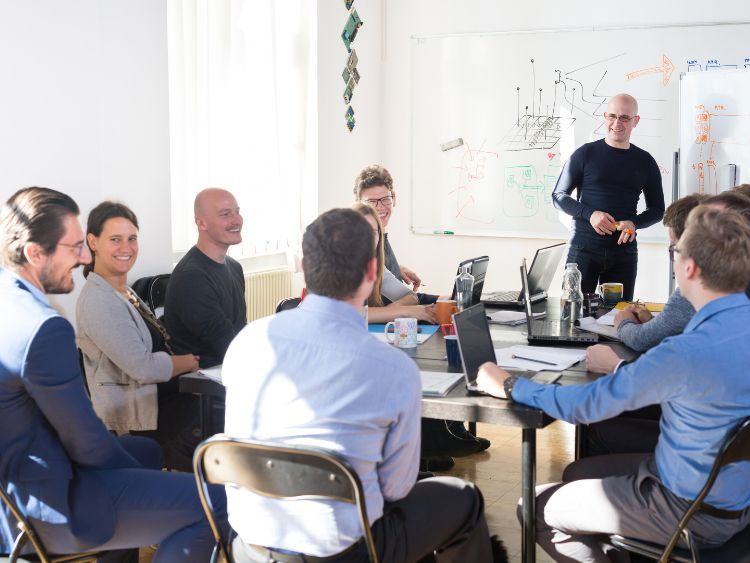 attracthome on LinkedIn: Plumbing Companies: Navigating the Waters of ... attracthome on LinkedIn: Plumbing Companies: Navigating the Waters of ...