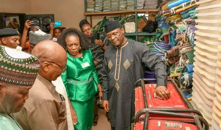 Isaac Boluwatife on LinkedIn: INEC Chair, Yakubu Gives Update On Edo ... Isaac Boluwatife on LinkedIn: INEC Chair, Yakubu Gives Update On Edo ...