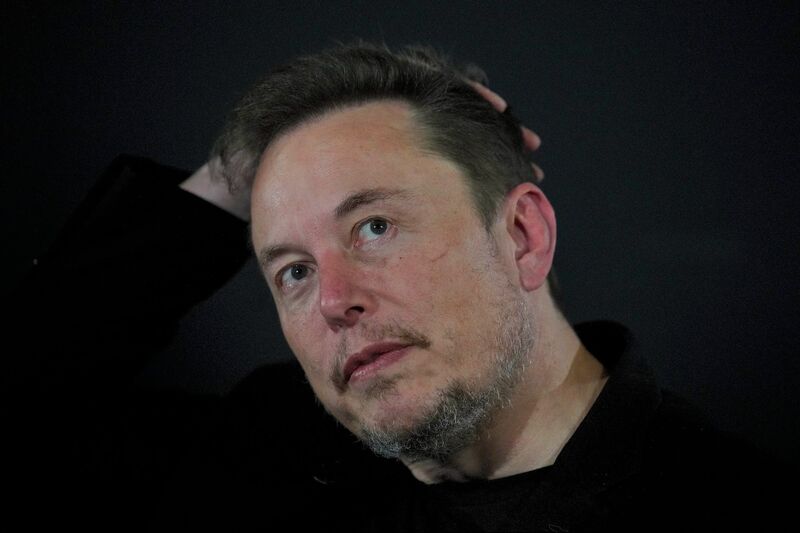 Elon Musk Thinks AI Has a 'Magic Genie Problem' | Entrepreneur | AI topics Elon Musk Thinks AI Has a 'Magic Genie Problem' | Entrepreneur | AI topics
