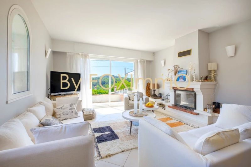 Sophie Muizelaar op LinkedIn: Vence - Charmante villa met zwembad Sophie Muizelaar op LinkedIn: Vence - Charmante villa met zwembad