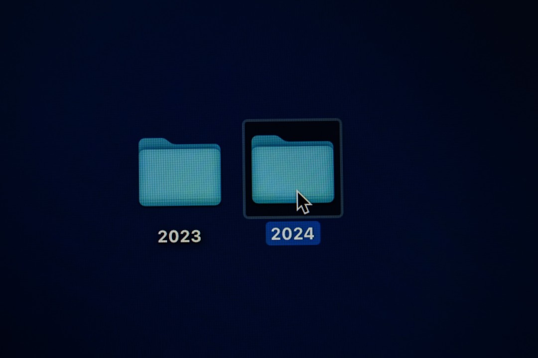 Navigating the Tech Tsunami: Trends Reshaping the 2024 Landscape Navigating the Tech Tsunami: Trends Reshaping the 2024 Landscape