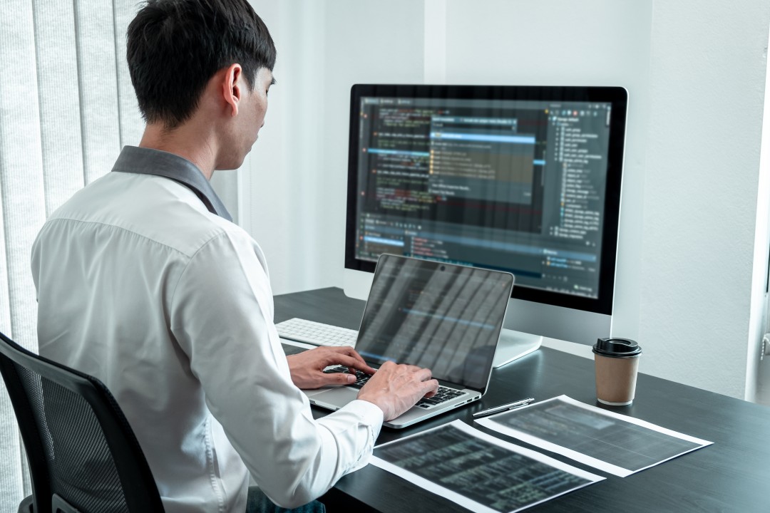 Learn The Difference Between MongoDB And MySQL Learn The Difference Between MongoDB And MySQL