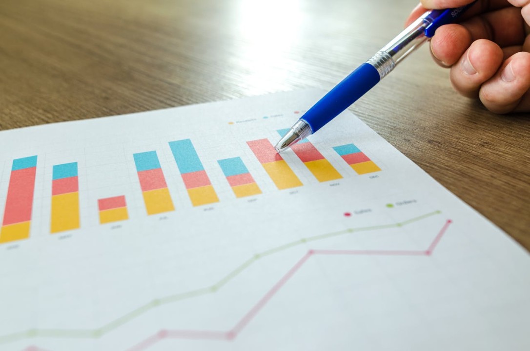 Redefining Productivity: Beyond the Metrics of Quiet Quitting Redefining Productivity: Beyond the Metrics of Quiet Quitting