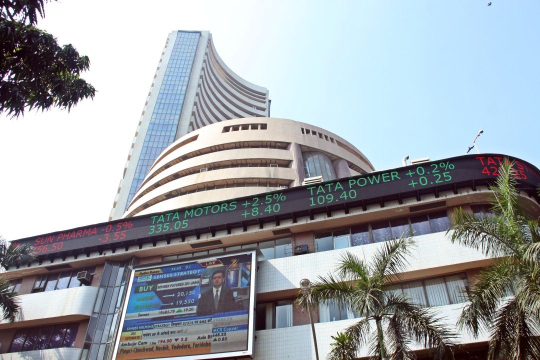 La borsa Indiana supera 4 trilioni, e stimata che il mercato continua ... La borsa Indiana supera 4 trilioni, e stimata che il mercato continua ...