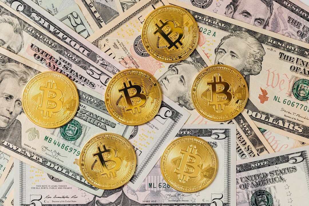 Demystifying Blockchain Technology: A Beginner's Guide Demystifying Blockchain Technology: A Beginner's Guide