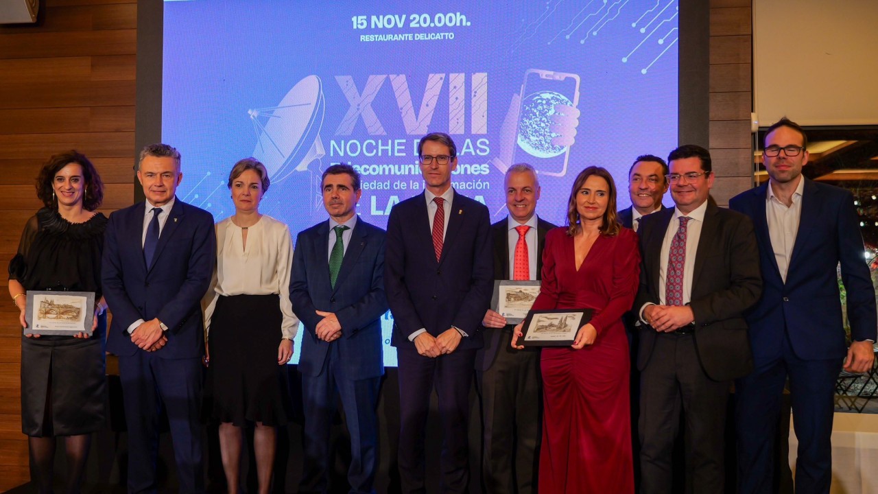 Circular Universe: Premio a la Mejor Empresa 2024 por AITER Circular Universe: Premio a la Mejor Empresa 2024 por AITER