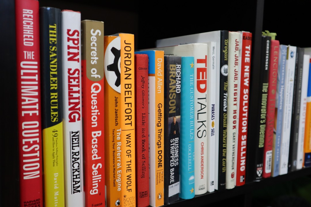 Overcoming Negative Salesmanship Habits to Surpass Sales Targets Overcoming Negative Salesmanship Habits to Surpass Sales Targets