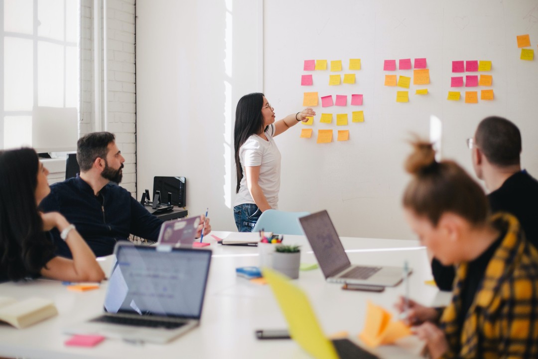 Workshop vs. Webinar: What's the Difference? Workshop vs. Webinar: What's the Difference?